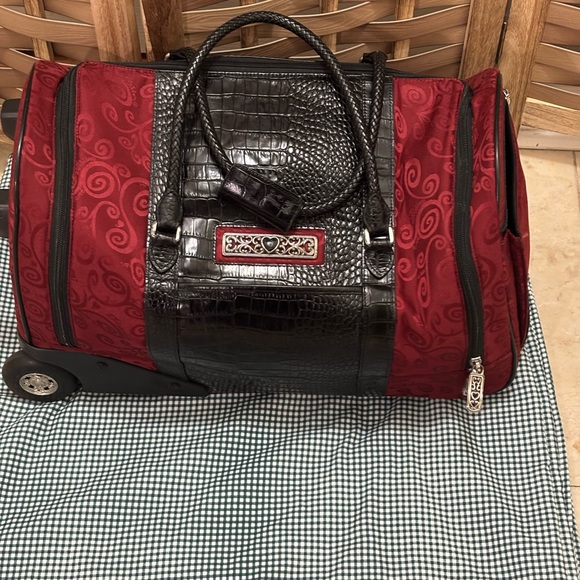 Brighton | Bags | Brighton Vintage Red Black Croc Embossed Leather ...
